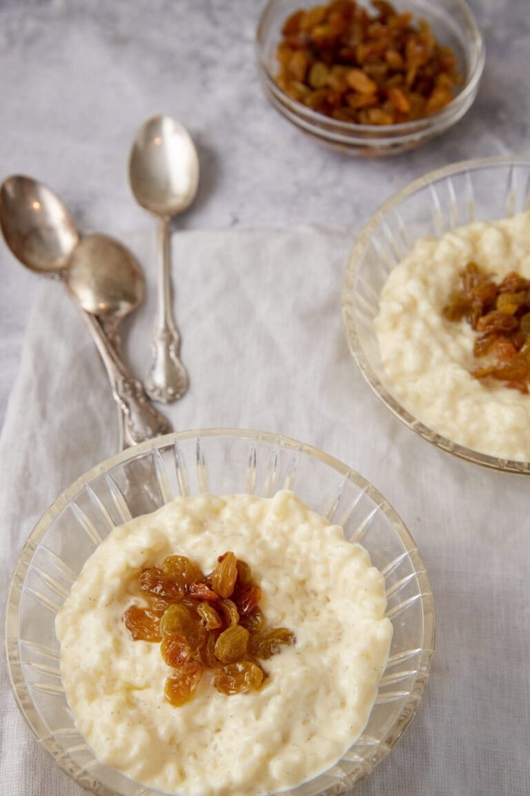 Really, Really Good Old Fashioned Rice Pudding - Easy Southern Desserts