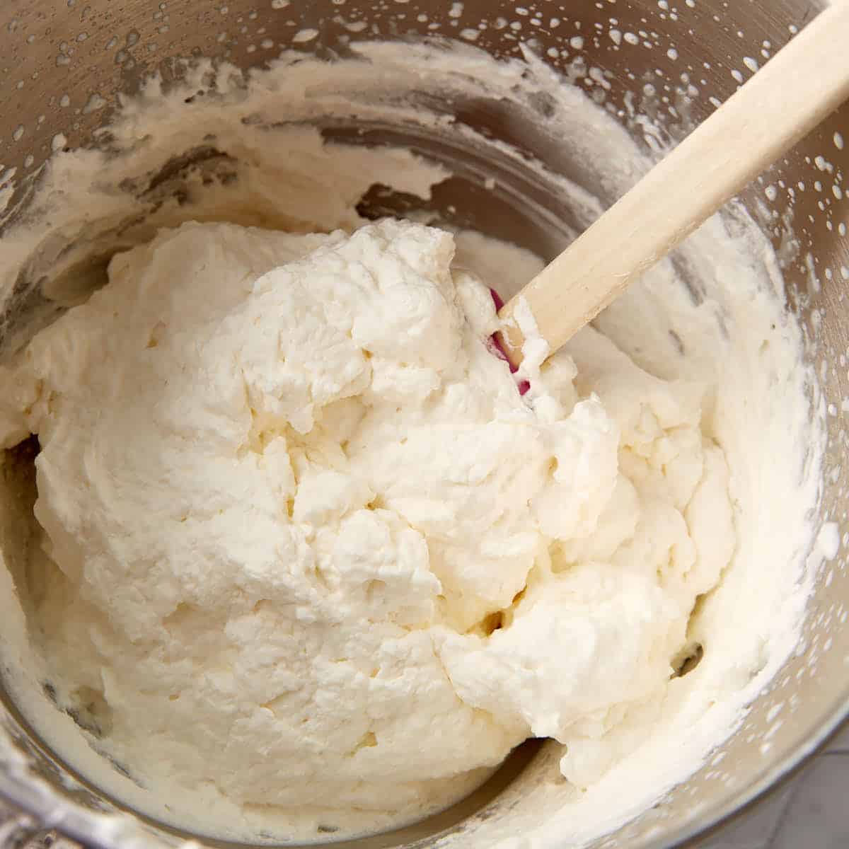How to Stabilize Whipped Cream - Easy Southern Desserts