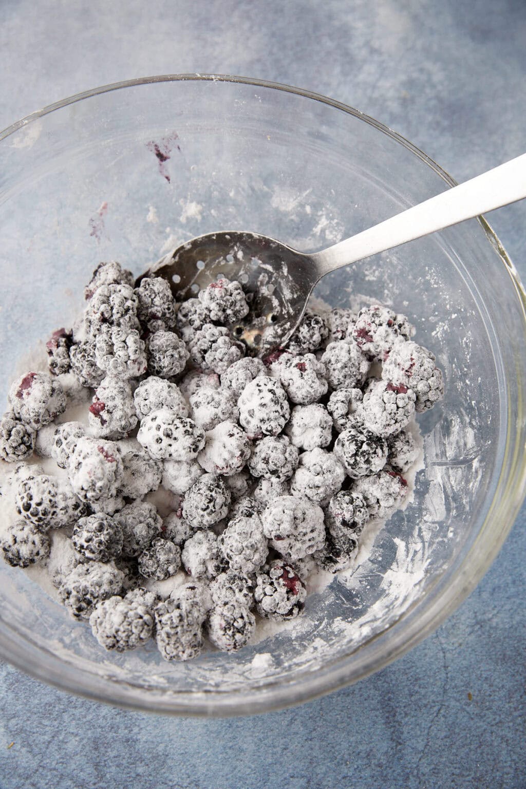 Homemade Blackberry Pie with Double Crust - Easy Southern Desserts