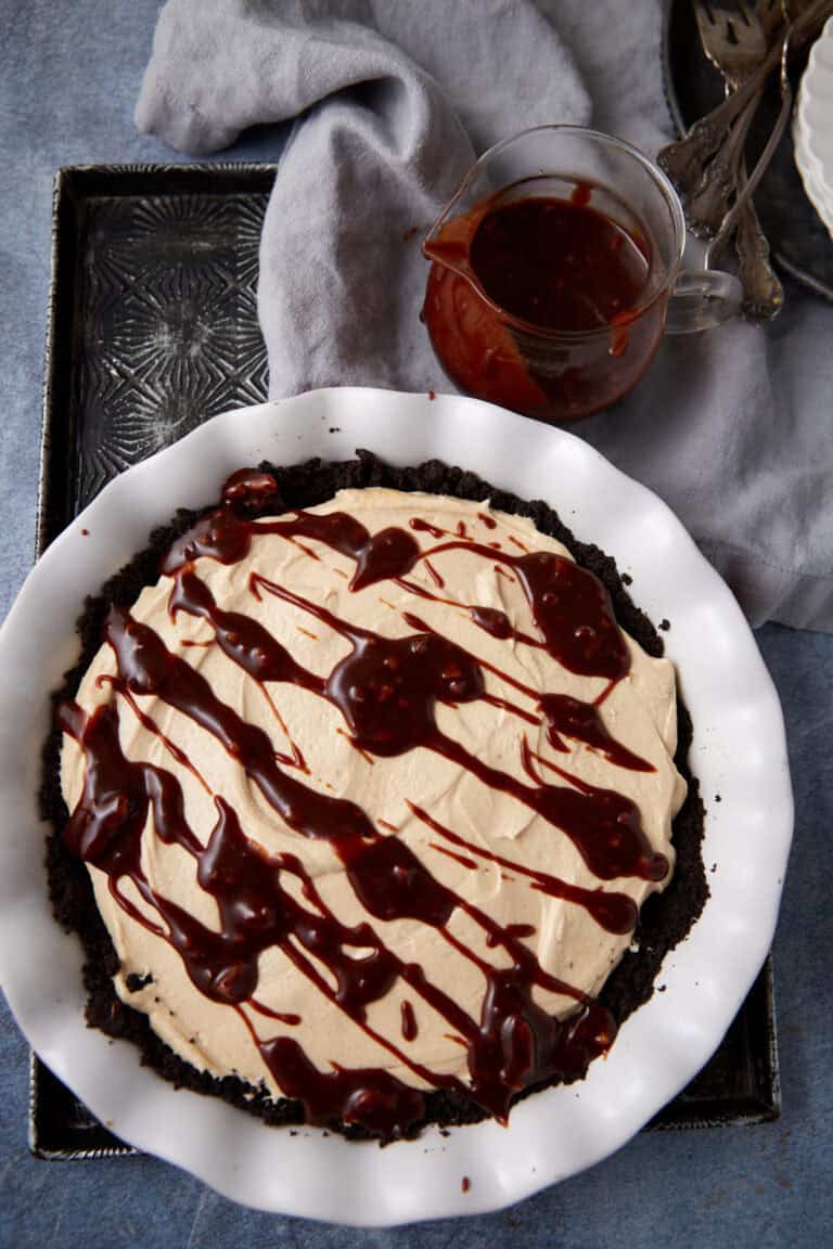 No-Bake Turtle Pie with a Chocolate Caramel Sauce - Easy Southern Desserts