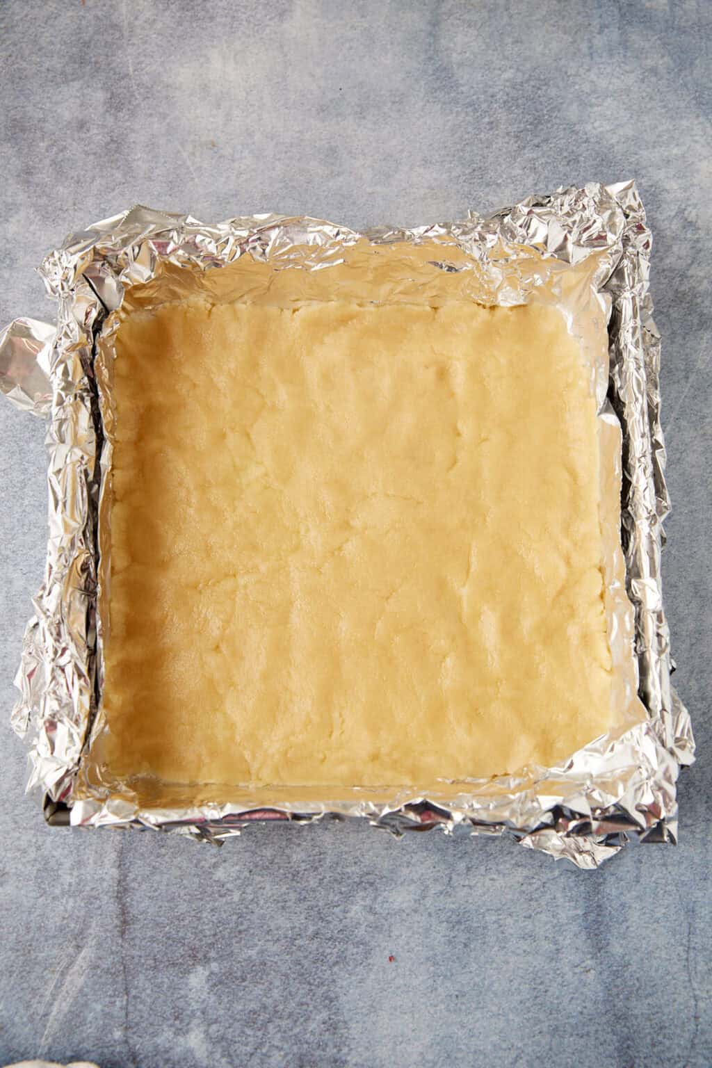 Extra Tangy Lemon Bars With A Shortbread Crust - Easy Southern Desserts