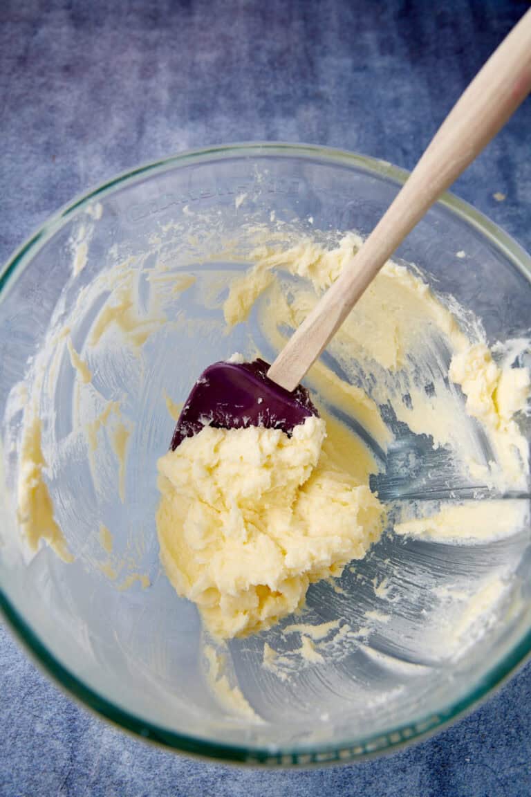 Lemon Shortbread Cookies with Lemon Zest - Easy Southern Desserts