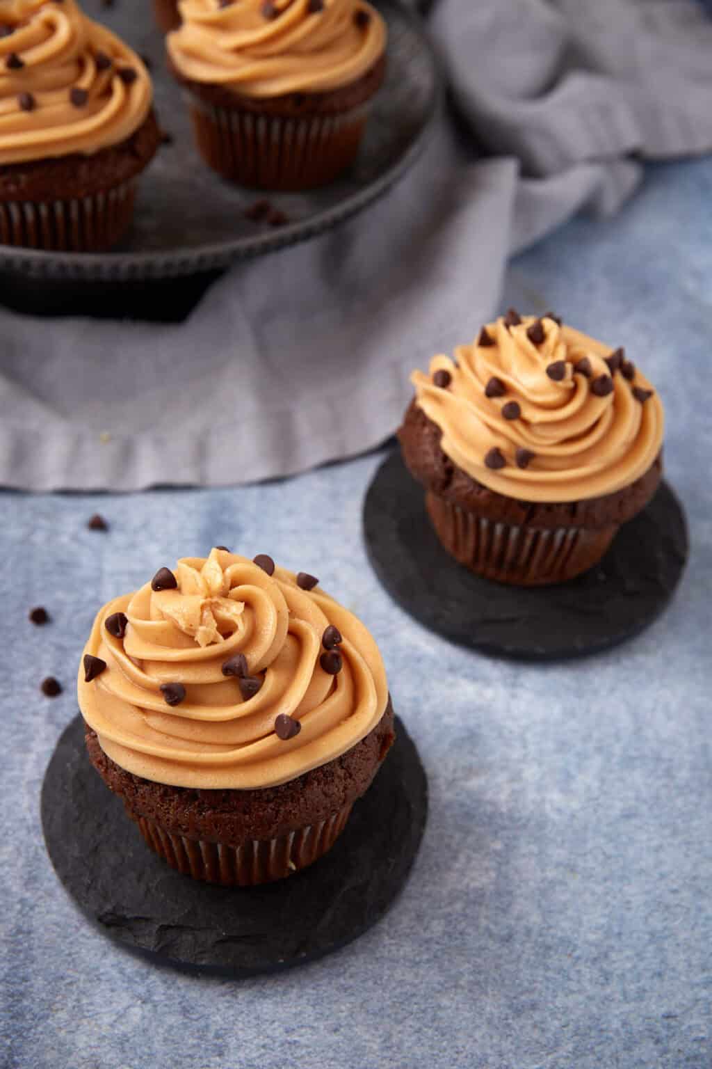 Chocolate Mayonnaise Cupcakes with Peanut Butter Cream Cheese Frosting ...