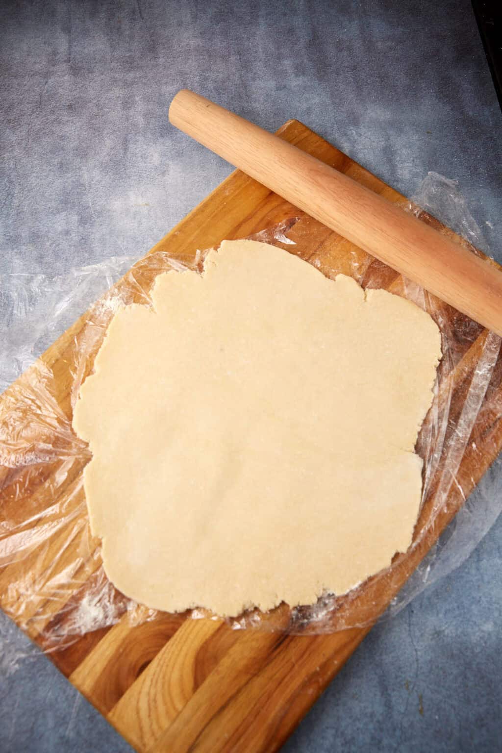 Flaky Butter Pie Crust (No Shortening Needed!) - Easy Southern Desserts