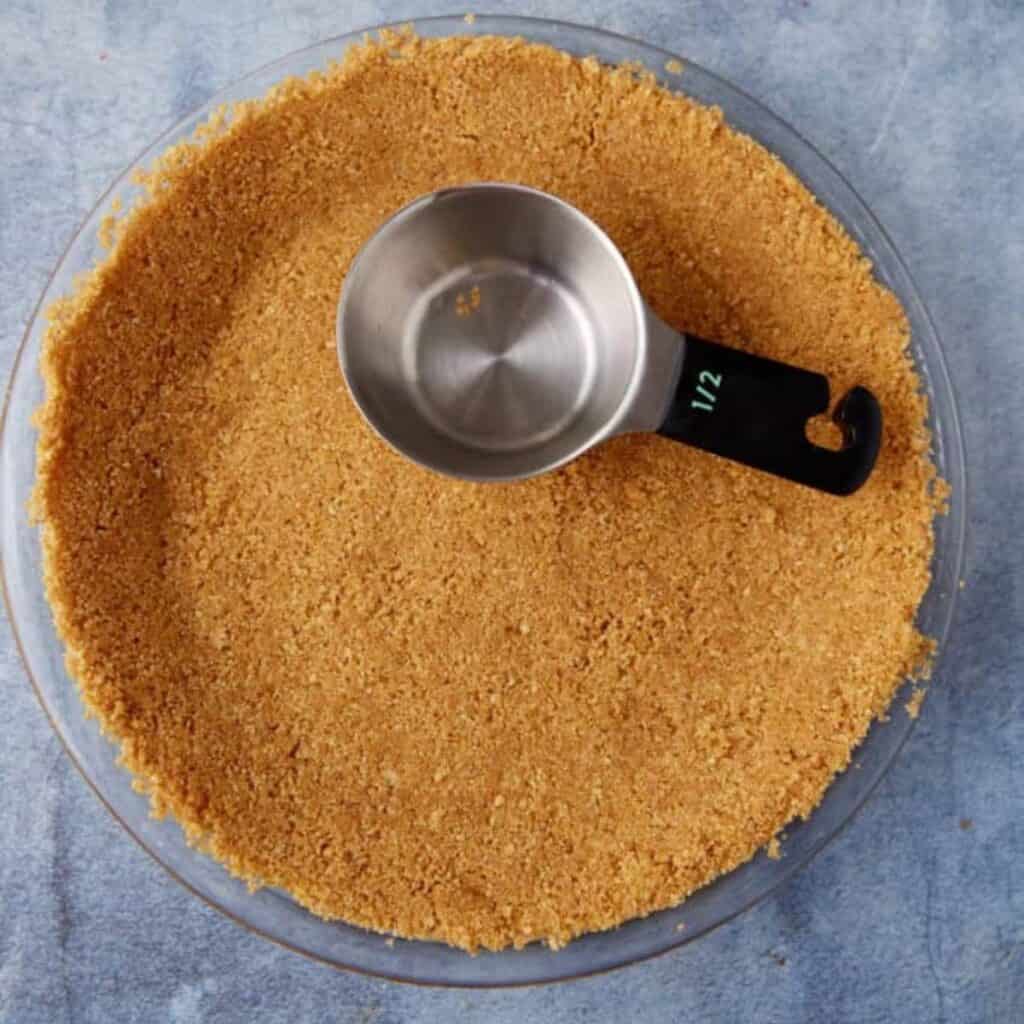 Flaky Butter Pie Crust (No Shortening Needed!) - Easy Southern Desserts