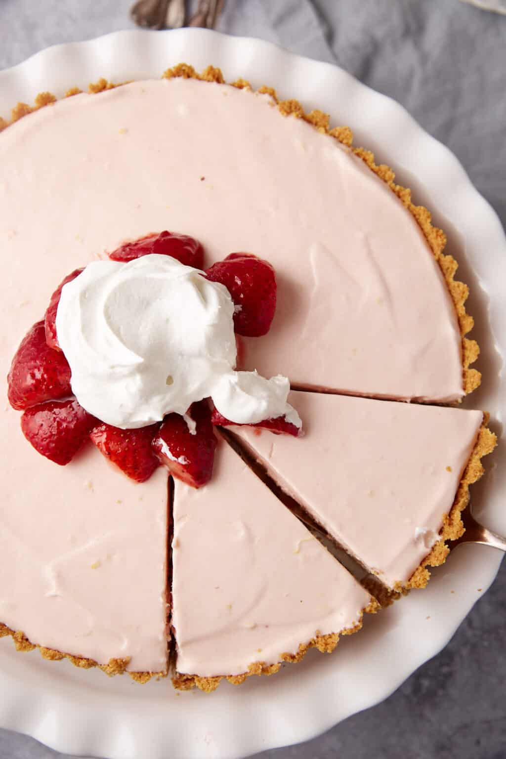 No-Bake Frozen Strawberry Pie with Cream Cheese - Easy Southern Desserts