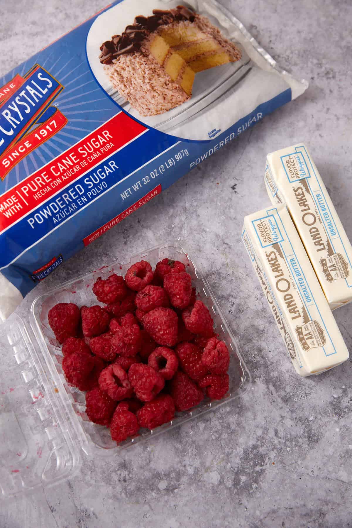 Raspberry Buttercream Frosting (Made with Real Raspberries) - Easy ...