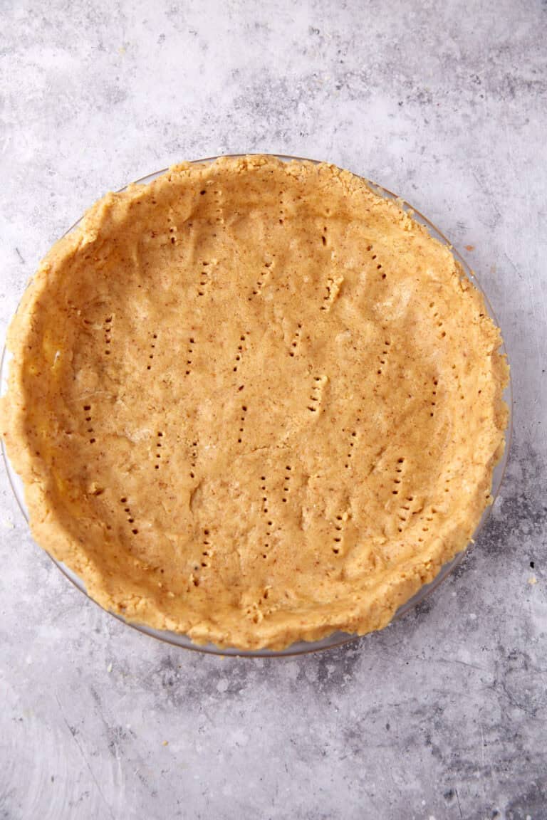 Easy Walnut Pie Crust - Easy Southern Desserts