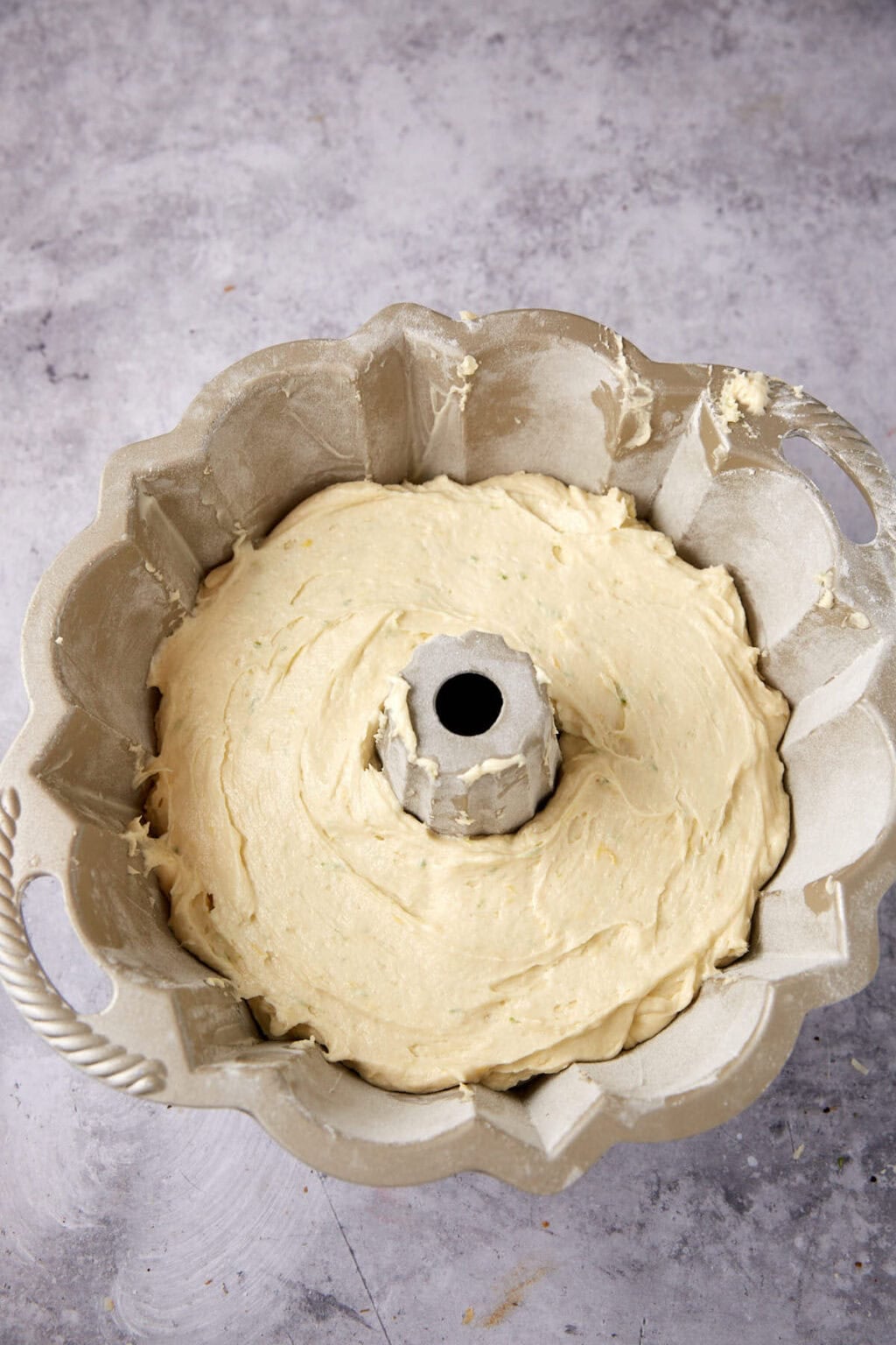Moist 7 Up Cake with Lemon-Lime Cream Cheese Frosting - Easy Southern ...
