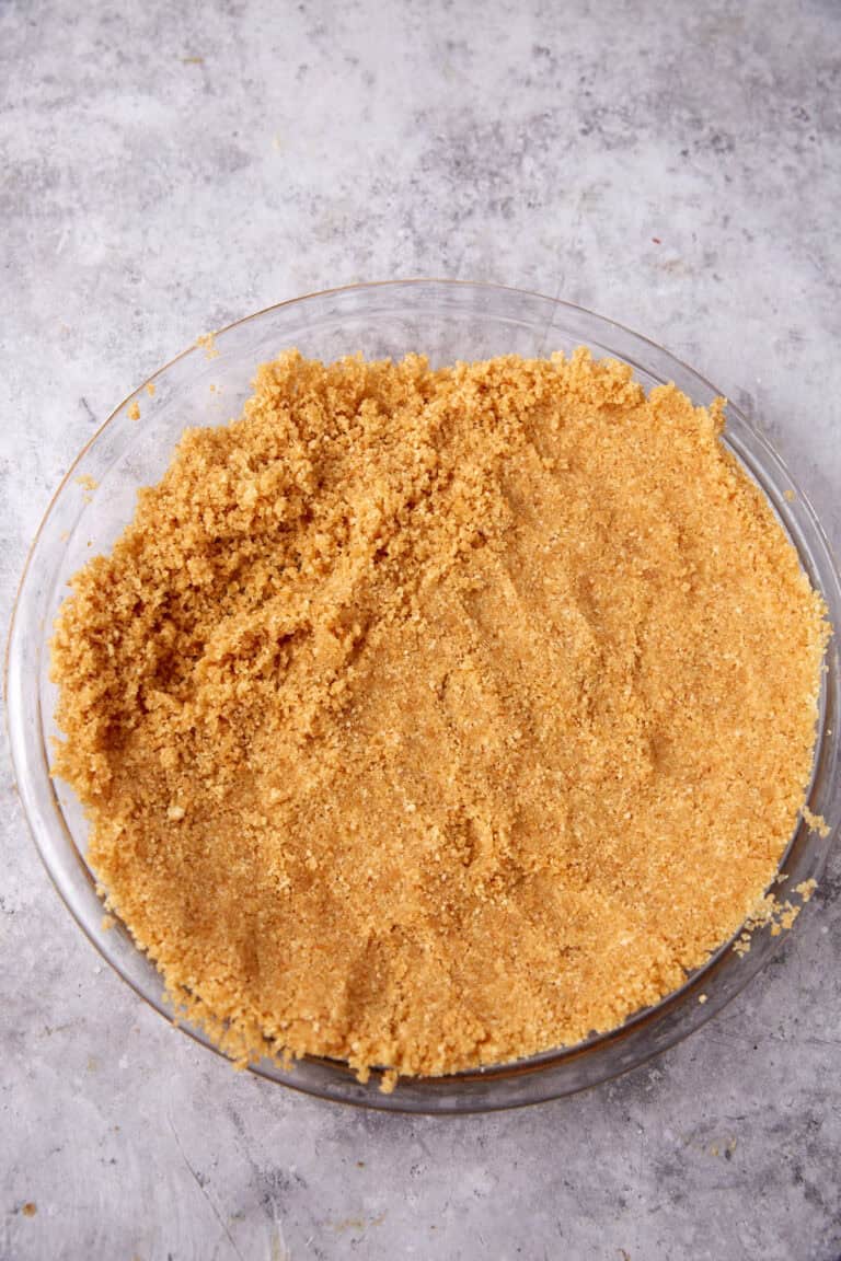 Vanilla Wafer Pie Crust (Easy Homemade Recipe) - Easy Southern Desserts