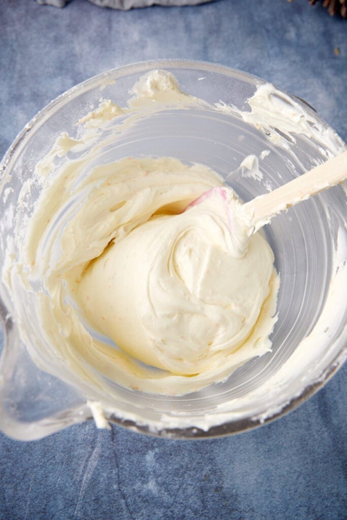 Orange Cream Cheese Frosting Made with Fresh Juice and Zest - Easy ...