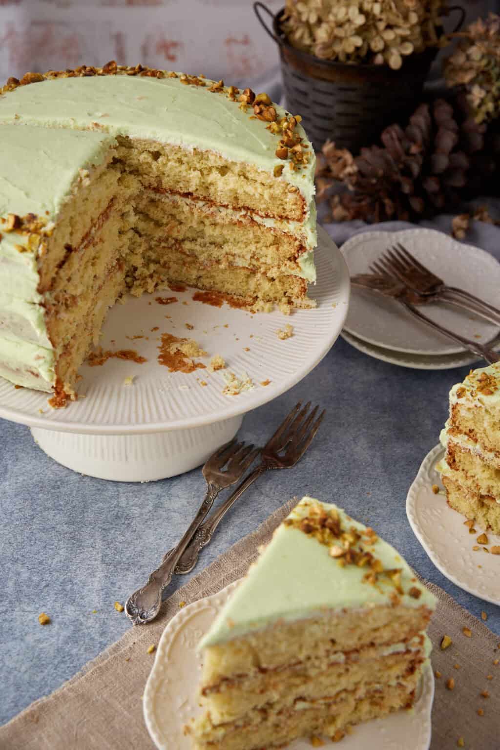 Vintage Watergate Cake with Pistachio Pudding and Cream Cheese Frosting ...